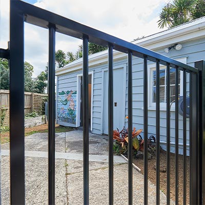 Helping Hands - Pet friendly space for SHINE Refuge Centre